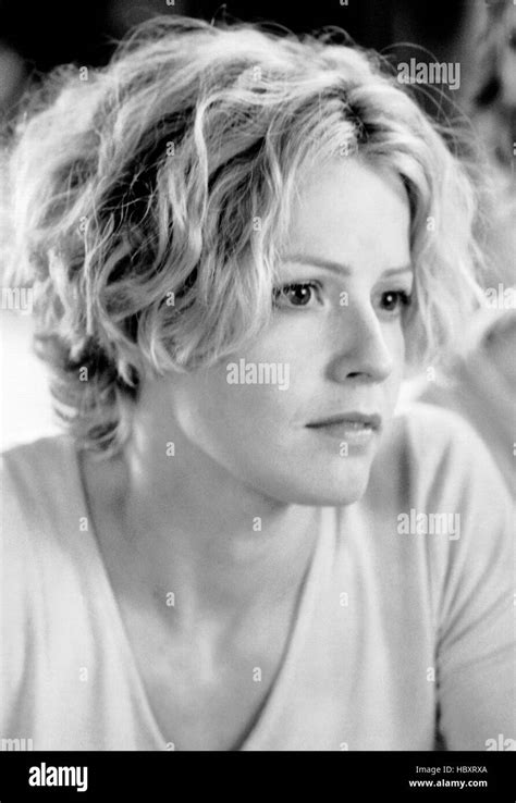 Hollow Man Elisabeth Shue 2000 ©columbia Picturescourtesy Everett