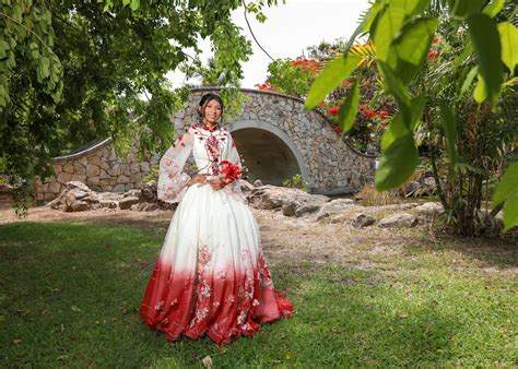 Бесплатные стоковые фото на тему merida, архитектура, вышитый наряд ...