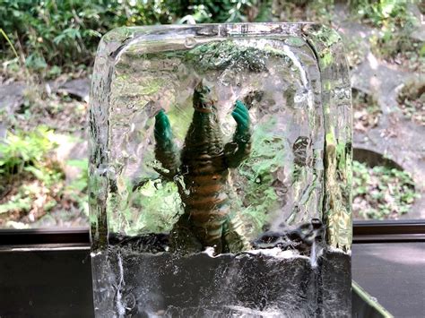 かき氷用の透明な氷の作り方 100均の発泡とタッパーで作ったよ！ いち歩