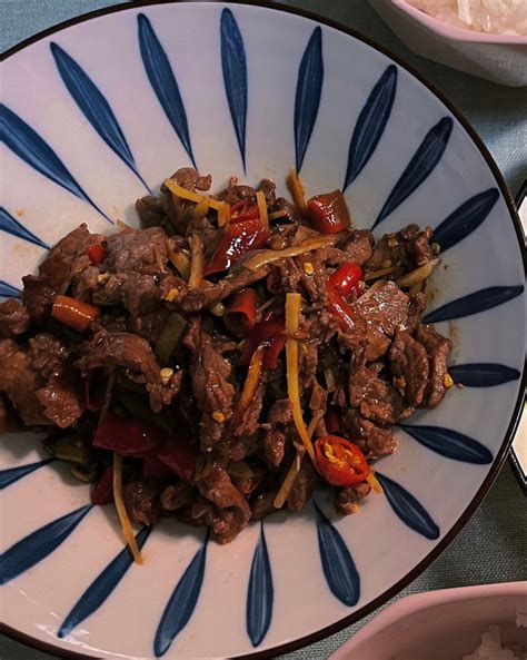 【泡椒牛肉丝的做法步骤图，泡椒牛肉丝怎么做好吃】青柠爱吃青嘎儿下厨房