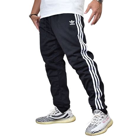 大きいサイズ メンズ Adidas アディダス Originals オリジナルス トラック パンツ ジャージ ジョガー 黒 ブラック 三本線