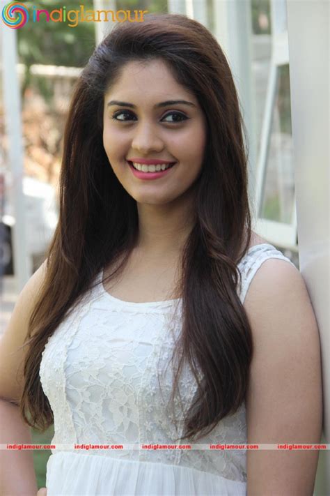 Surabhi Actress Hd Photosimagespics And Stills 352530