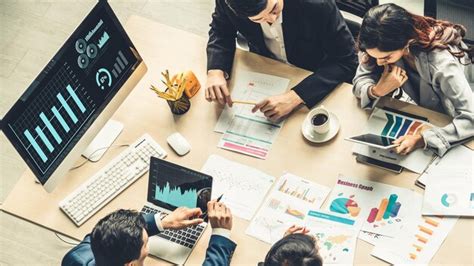 Premium Photo Business Visual Data Analyzing Technology By Creative