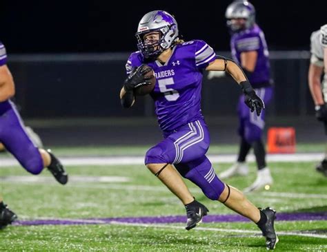 Kiels Bryce Gullixon 2024 Lakeshore Elite Football Player Of The Year