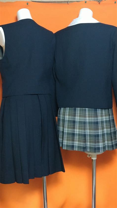 制服市場 神奈川県 横浜 山手女子中学校高等学校 制服 イートン。チェックミニスカート ブラウス ベスト スカート 冬服