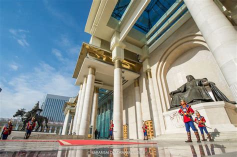 Өвлийн тэргүүн сарын Шинийн нэгэн Их Нанзадын Баярчимэг