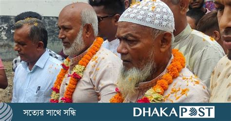 ফুল সজ্জিত গাড়িতে দুই শিক্ষকের রাজকীয় বিদায়