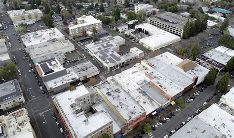 Santa Rosa City Council Endorses Plan To Let You Wander Downtown With