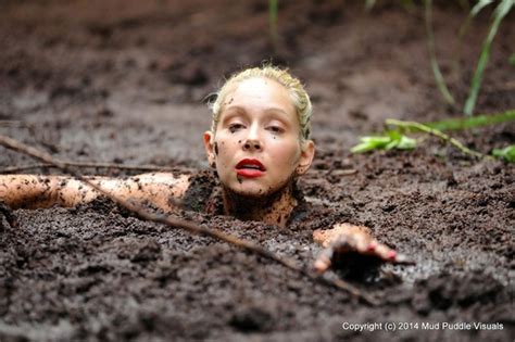 Quicksand Sinking ВКонтакте