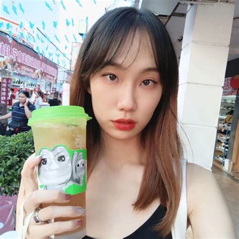 网络上那些露脸的小姐姐们女人控