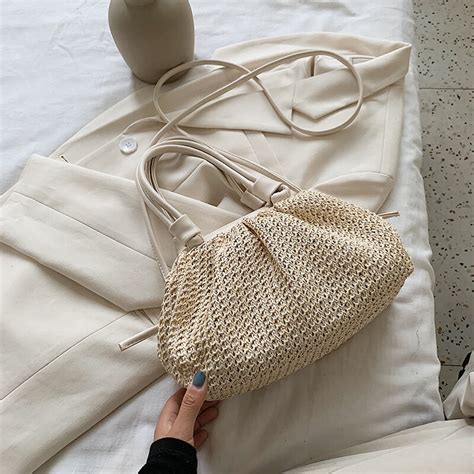Aaby 여성을 위한 새로운 패션 밀짚 핸드백 고품질 숙녀 어깨 여름 해변 가방 2021 여름 가방