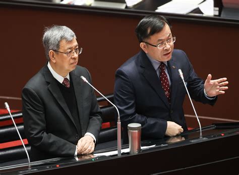 立委連環痛批！陳耀祥「老兵八字輕」卸任前名聲全毀 梅花新聞網
