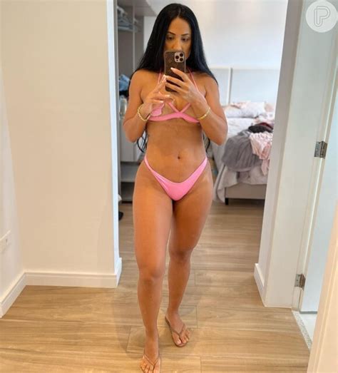 Foto Dayanne Bezerra Mais Uma Famosa Que Passou Pela Ninfoplastia