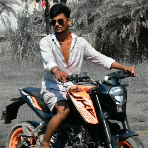 Nitin Singh Nitin Singh 9955 • Threads Say More