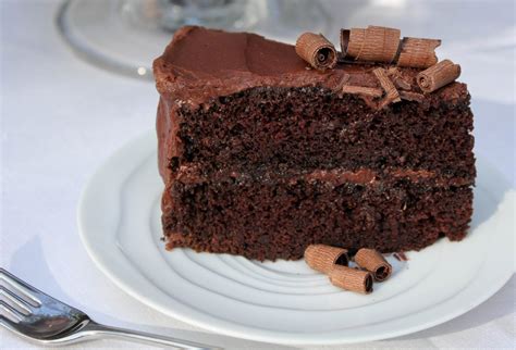Moist Chocolate Cake With Chocolate Buttercream Frosting