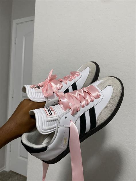Insta Cccameryn 🧸 Extravagante Schuhe Süße Schuhe Modische Schuhe