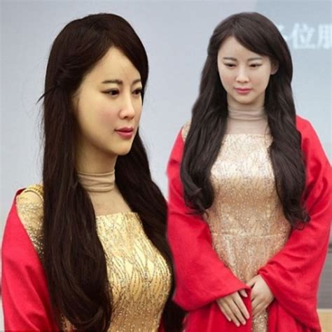 Meet The Female Chinese Robot That Looks And Behave Exactly Like A