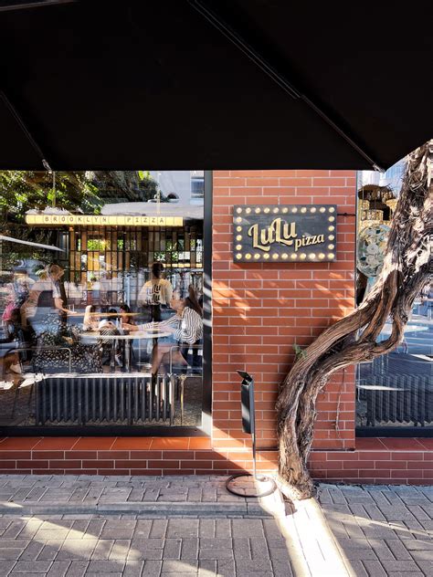 Lulu Pizza Restaurant Creative Direction