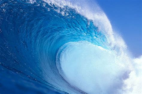 Calculating Crest Statistics Of Shallow Water Nonlinear Waves Based On