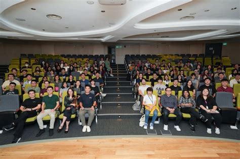 Nusiss Careerswitch Upskilling Reskilling Stackableprogrammes Socialsustainability