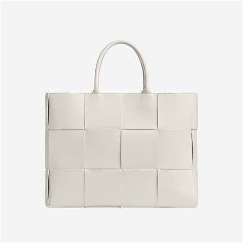 Bottega Veneta Kream