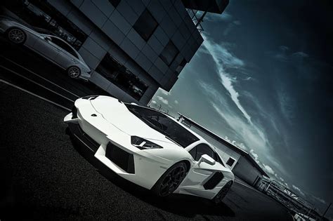 Lamborghini Aventador White Wallpaper Hd