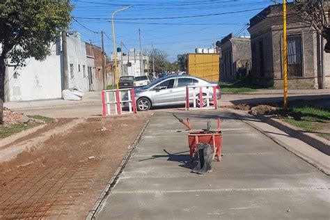 Más Calles Continúan Obras En Diferentes Barrios De La Ciudad