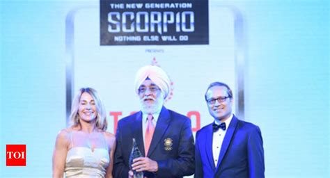 Ajit Pal Singh Mahindra Scorpio Toisa Hockey Legend Ajit Pal Singh