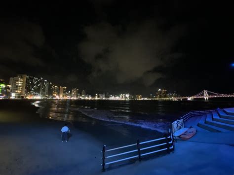 부산 황령산 봉수대 광안대교 광안리해수욕장 아이폰 야간 모드 사진
