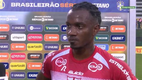 Atacante do CRB Hyuri sofre lesão muscular na coxa direita e será