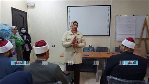 قومى المرأة ببنى سويف يدشن حملة طرق الأبواب احميها من الختان