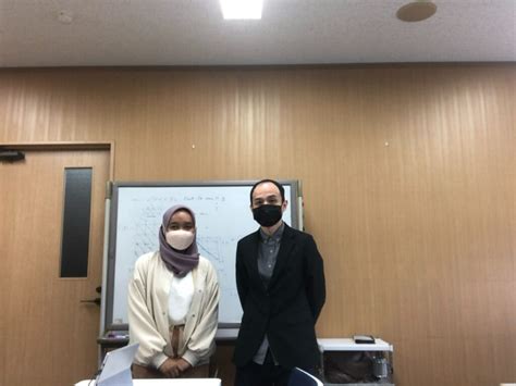 Optimization Method For Solving Biodiversity Model Departemen Matematika