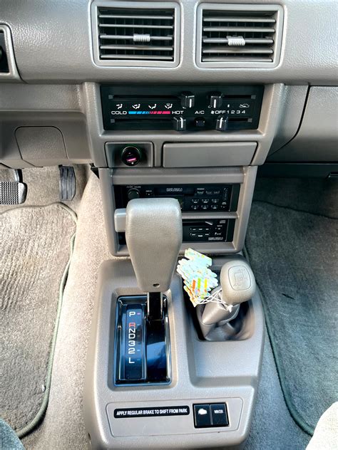 Isuzu Amigo Interior