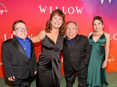 Warwick Daviss Wife Samantha Dies Aged 53