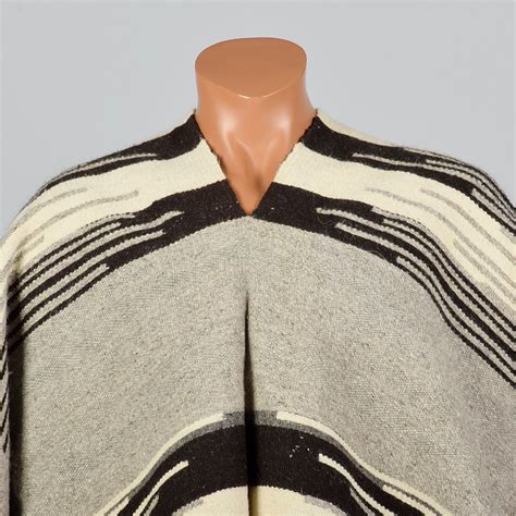 1970s Mens Mexican Wool Blanket Poncho Style And Salvage