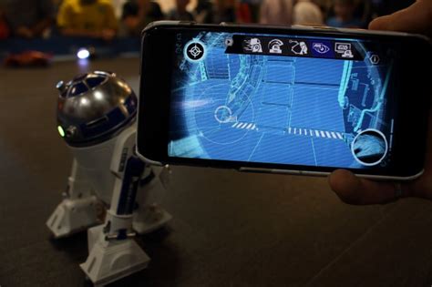 Star Wars Roboter Spheros R2 D2 Blinkt Und Piept Auf Zwei Oder Drei