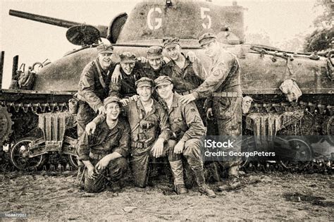 Dデーの第二次世界大戦m4シャーマン戦車乗組員 第二次世界大戦のストックフォトや画像を多数ご用意 第二次世界大戦 D デイ 軍隊