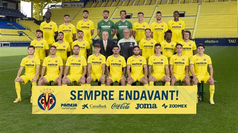 La foto oficial del Villarreal B en el Estadio de la Cerámica Web