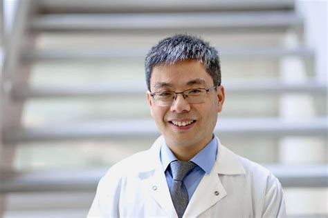 Zhang Receives Inaugural Snmmi Abstract Award Mallinckrodt Institute