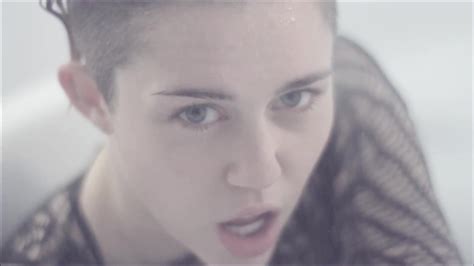 Naked Miley Cyrus In Adore You Naked Miley Cyrus In Adore You