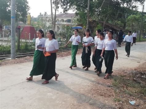 မာန်အောင်မြို့နယ်တွင် တက္ကသိုလ်ဝင်စာမေးပွဲ ပဉ္စမနေ့ အ ထ က မာန်အောင