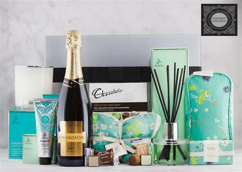 Deluxe Pamper Hamper Gourmet Explorer