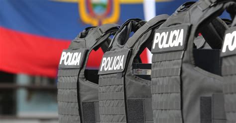 Así Son Los Nuevos Chalecos Antibalas De La Policía Nacional Metro