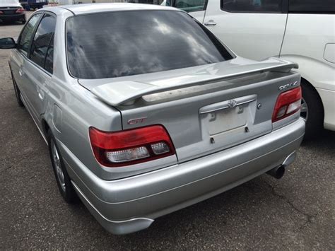 Подскажите как крепится спойлер — Toyota Carina 7g 1 8 л 1999 года запчасти Drive2