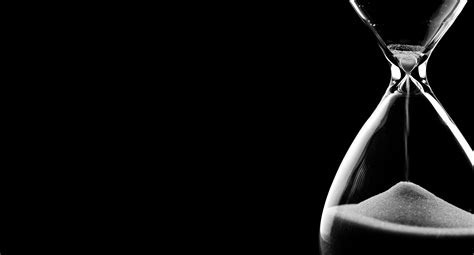 Hourglass Eye Of The Flyer