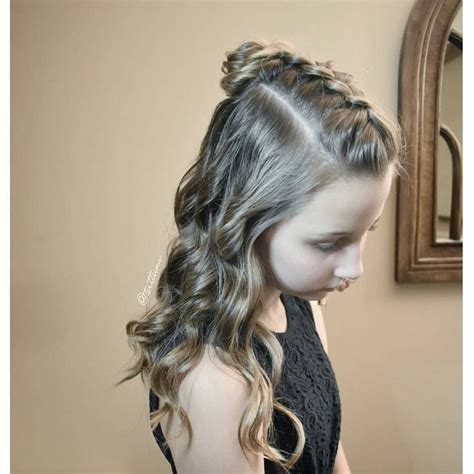 Braids Hair By Terttiina Instagram Dutch Braid Into A Messy Bun With Some Curls Braided
