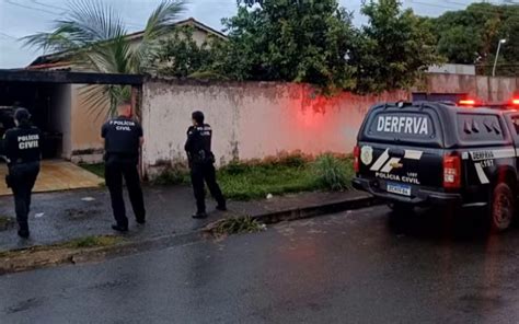 Oito Pessoas São Investigadas Suspeitas De Venda De Carros Furtados