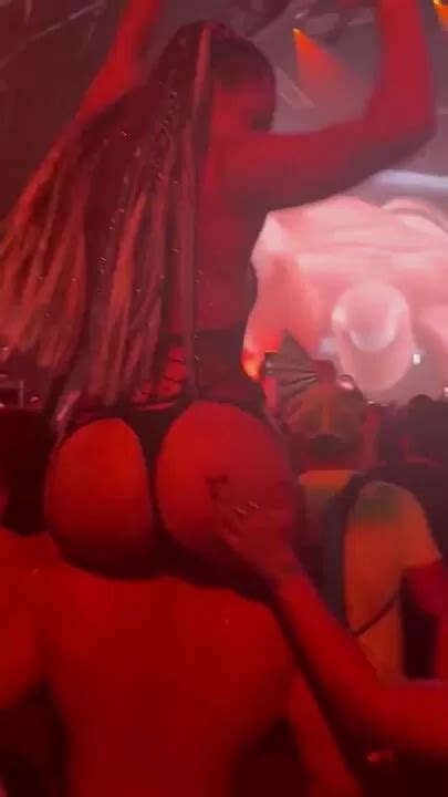 Best Free Uniform Sex And NSFW Gif