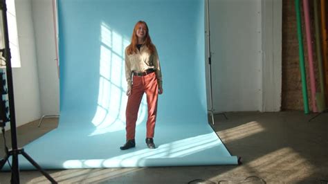 2339 Art Modeling Studios Stock Videos Footage And 4k Video Clips