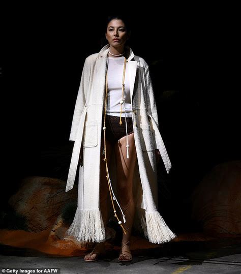Model Jessica Gomes Stuns In White As She Walks In The We Wear